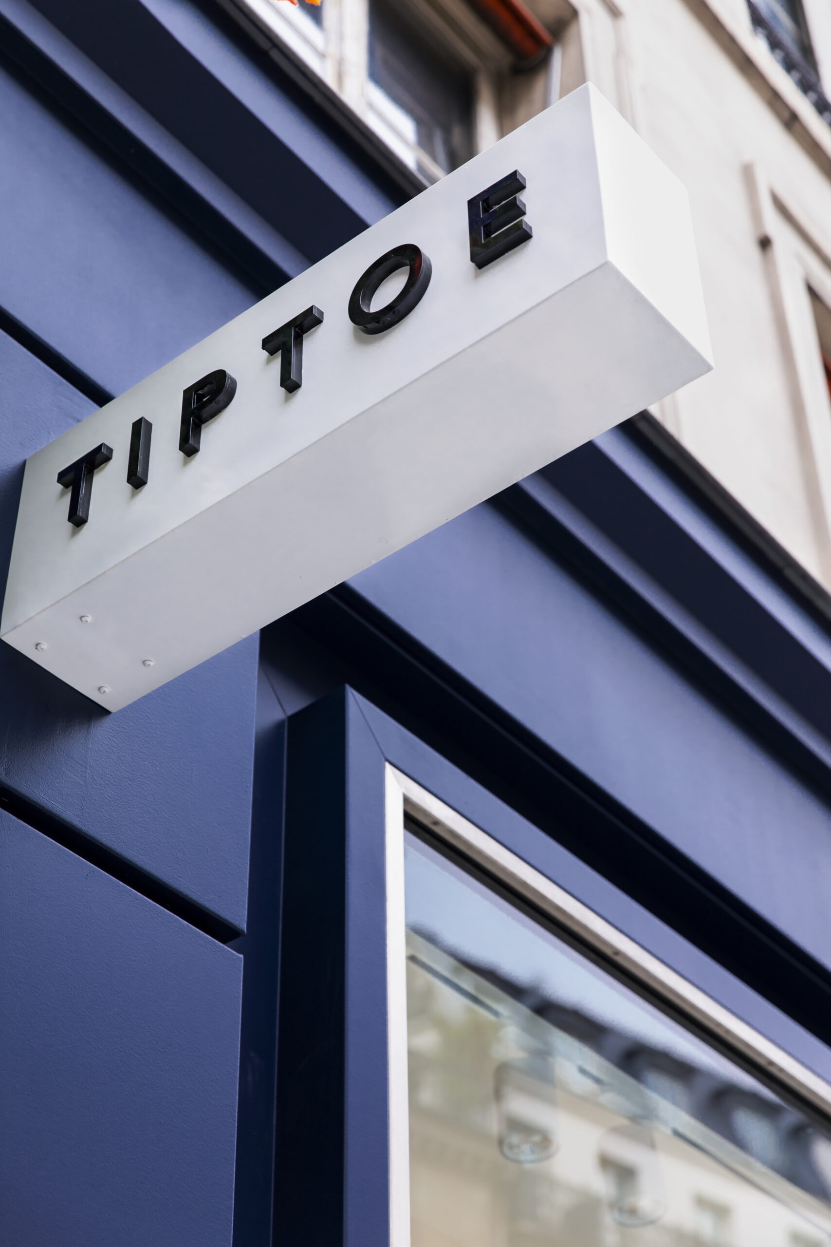 The first TIPTOE shop installed in the heart of Paris