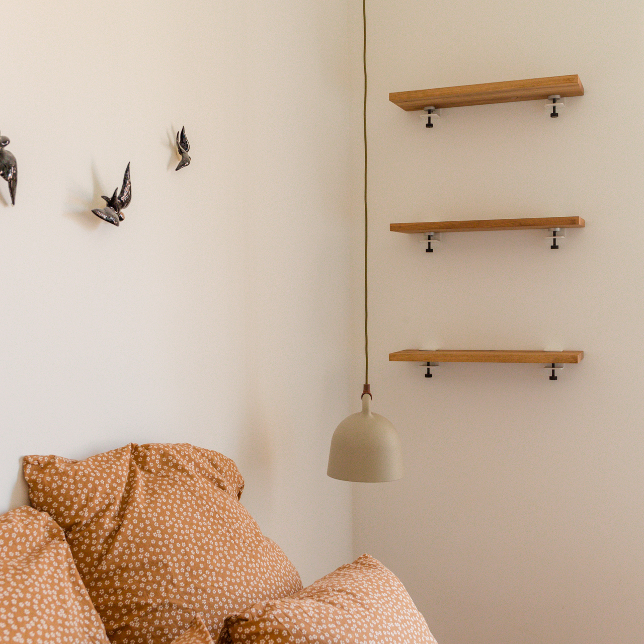Set of 3 reclaimed wood wall shelves 60 to 150cm