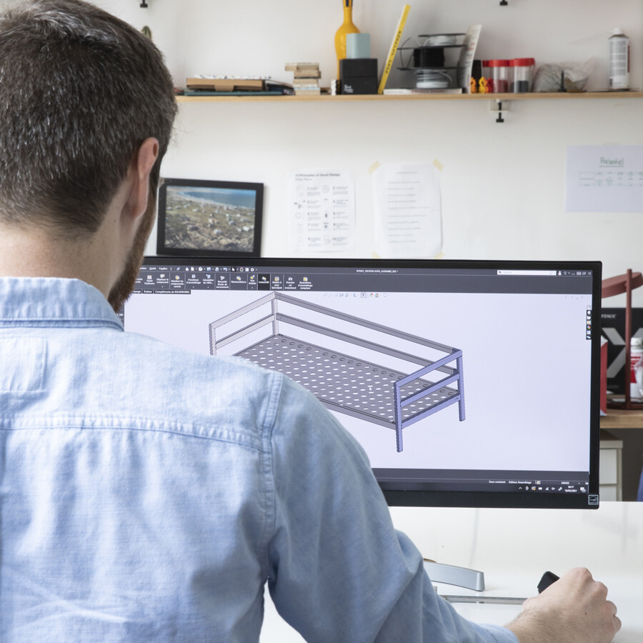 Design stools, stackable, colorful and durable - TIPTOE